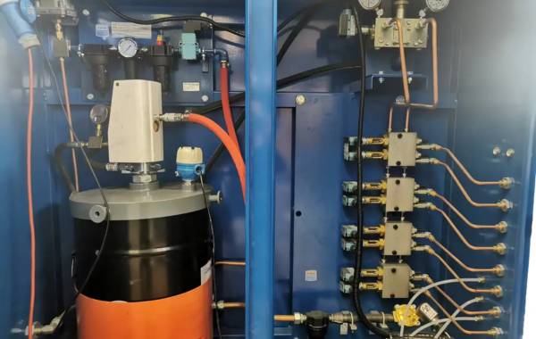 Complete Guide to Lubrication Systems: Types, Benefits & Applications 2025